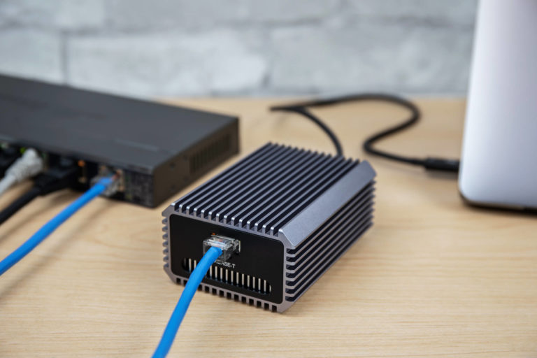 Connect 10G | Thunderbolt 3 | 10GbE – CalDigit